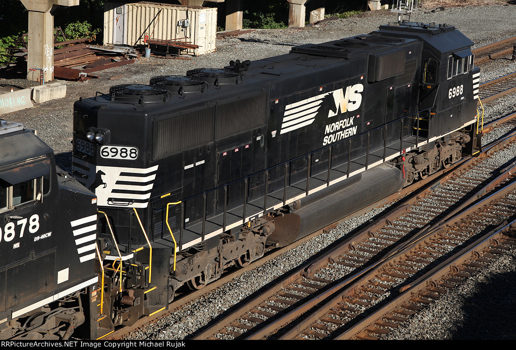 NS 6988